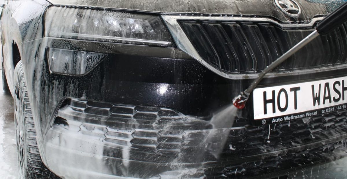 HotWash Rees - Autos anders Pflegen - Textilwaschanlage